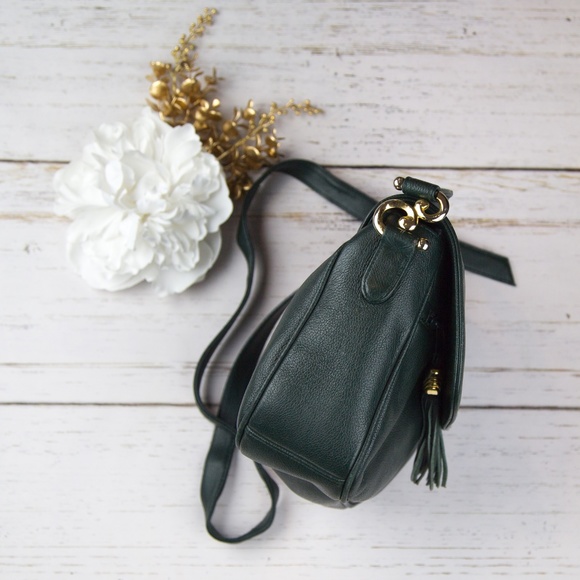 Toni | Bags | Vintage Hunter Green Crossbody Bag | Poshmark